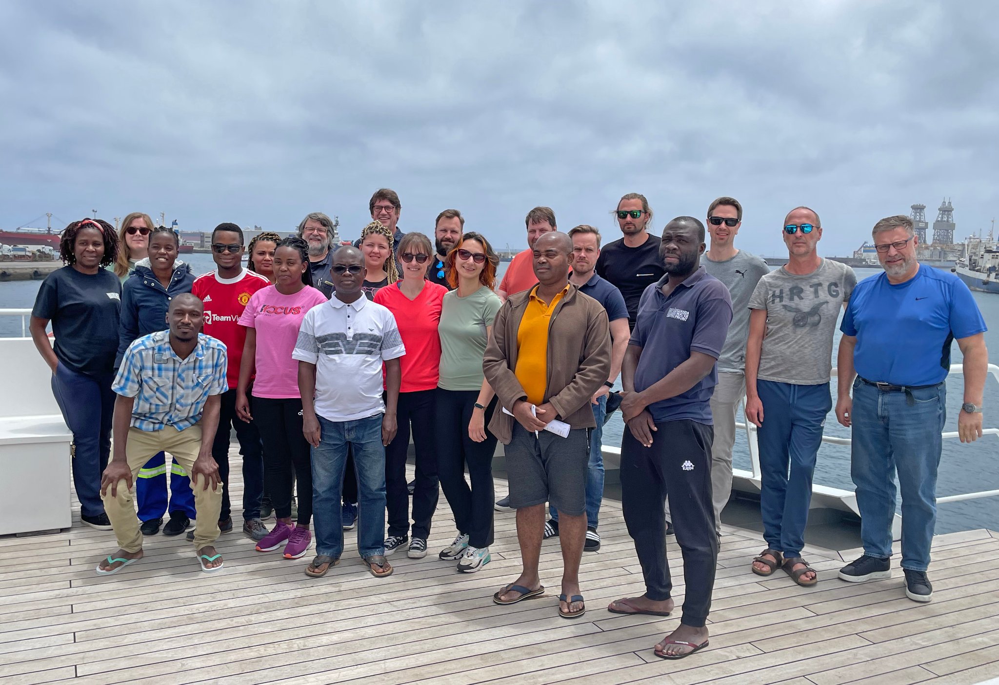 Research vessel Dr Fridtjof Nansen sails beyond national borders to ...