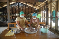 From housewife to entrepreneur: Daw Han Thi's fish cracker success ...