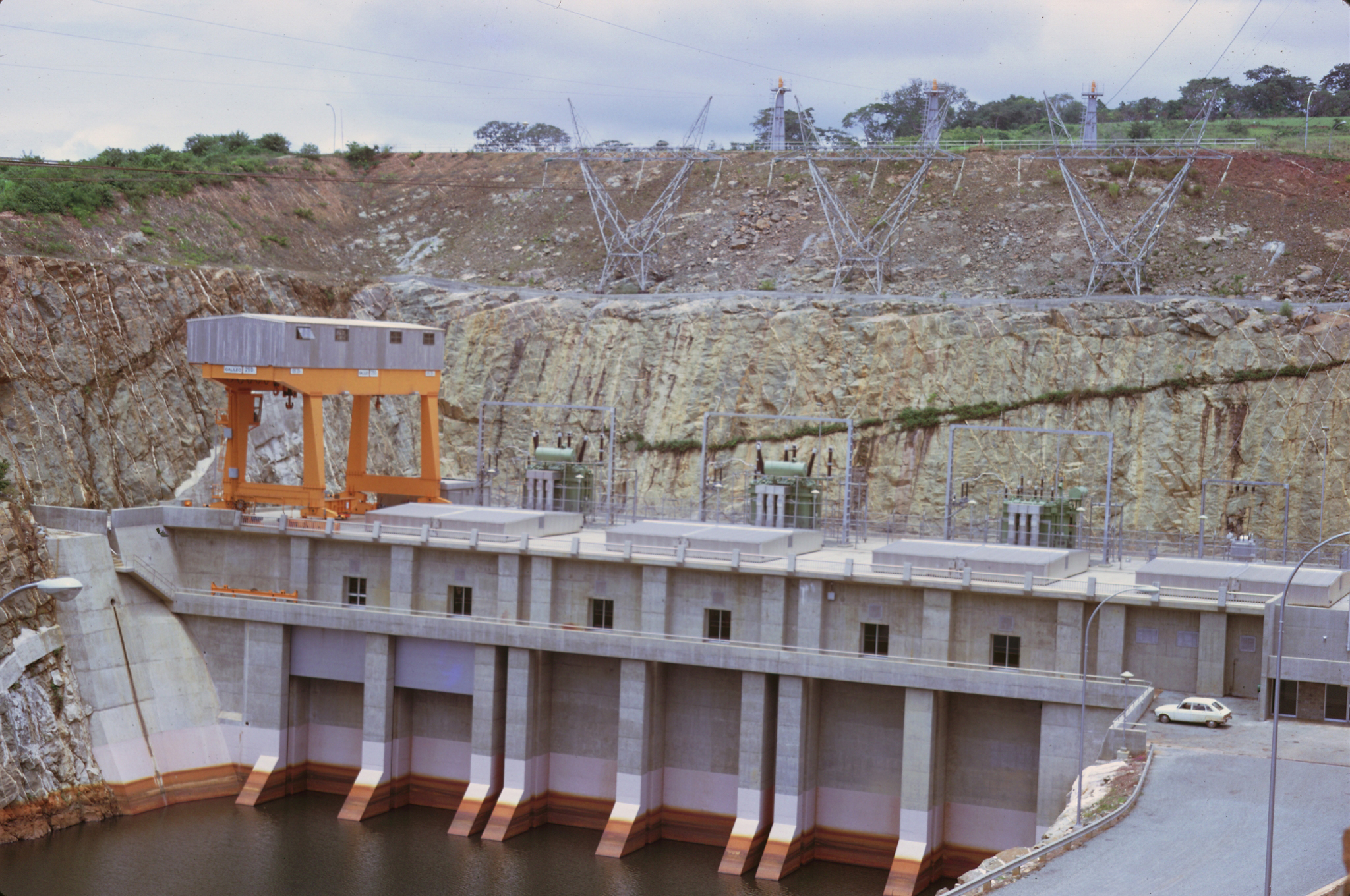 PHOTO LIBRARY: detail