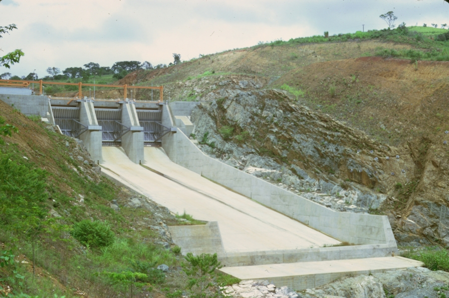 PHOTO LIBRARY: detail