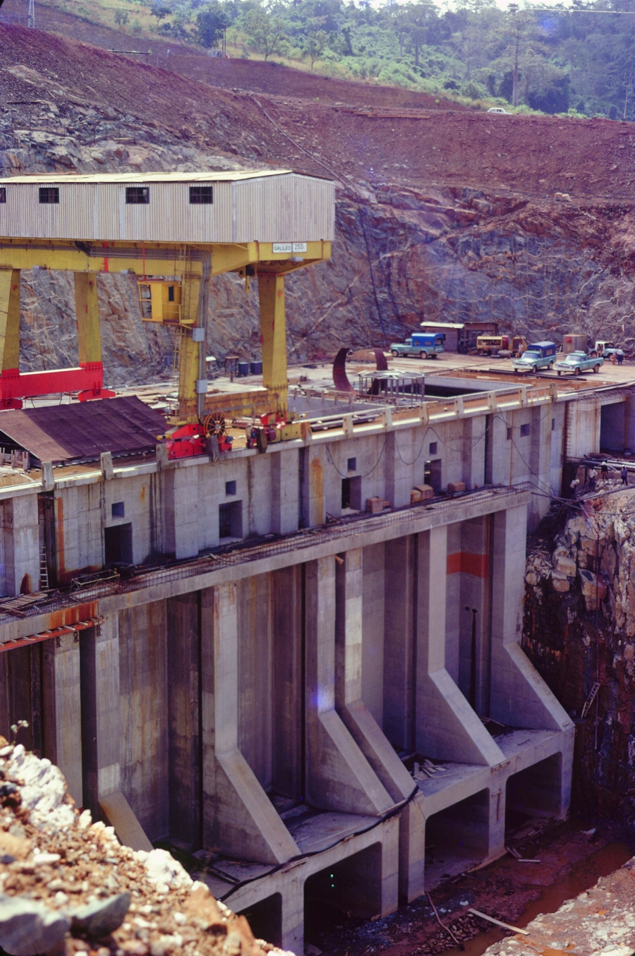 PHOTO LIBRARY: detail