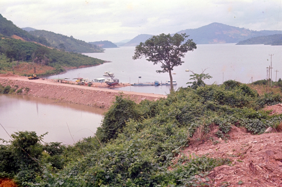 PHOTO LIBRARY: detail