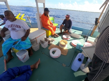 Crucial ocean surveys underway in Kiribati | FishFAD: Improving ...