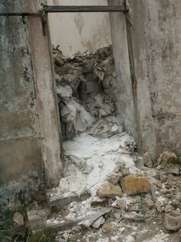 Obsolete Pesticides: Poor Storage